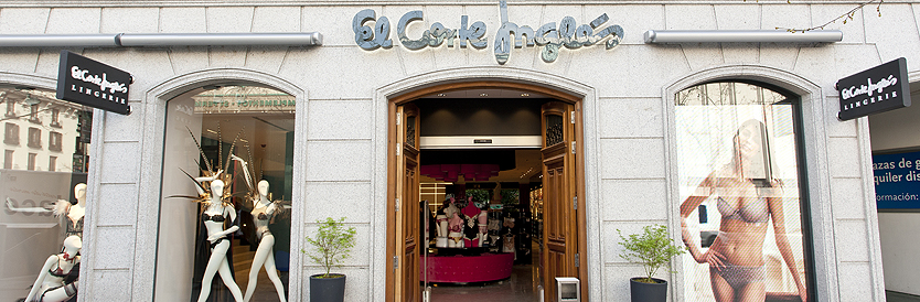 WINDOW DISPLAYS IN WINDOW DISPLAYS IN